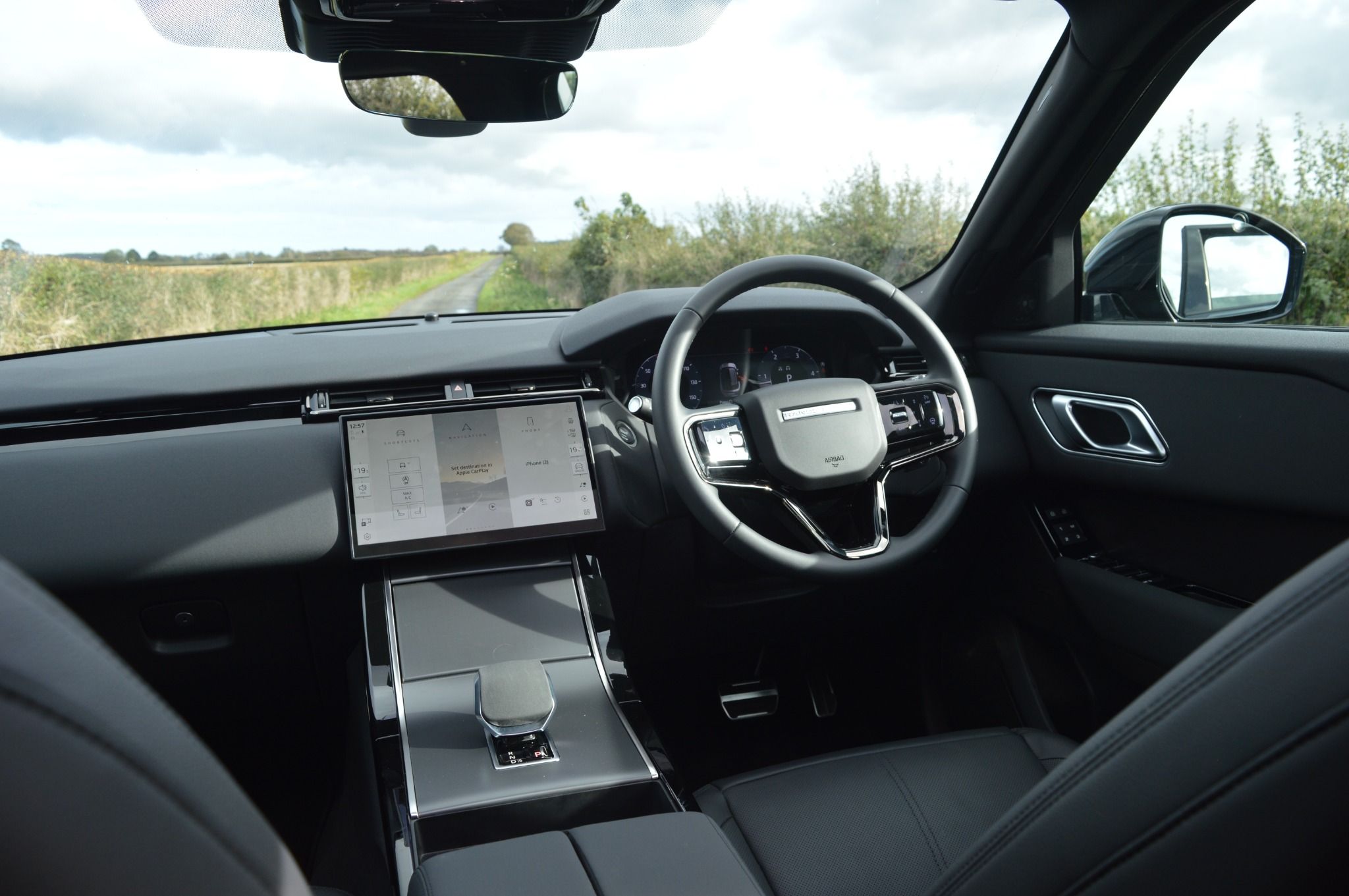 Range Rover Velar Review | Swansway Blog